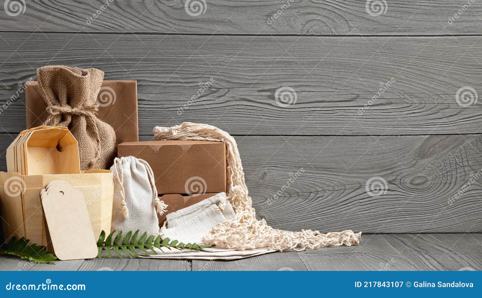 Various Eco Friendly Packaging Made from Natural Recyclable Materials ...