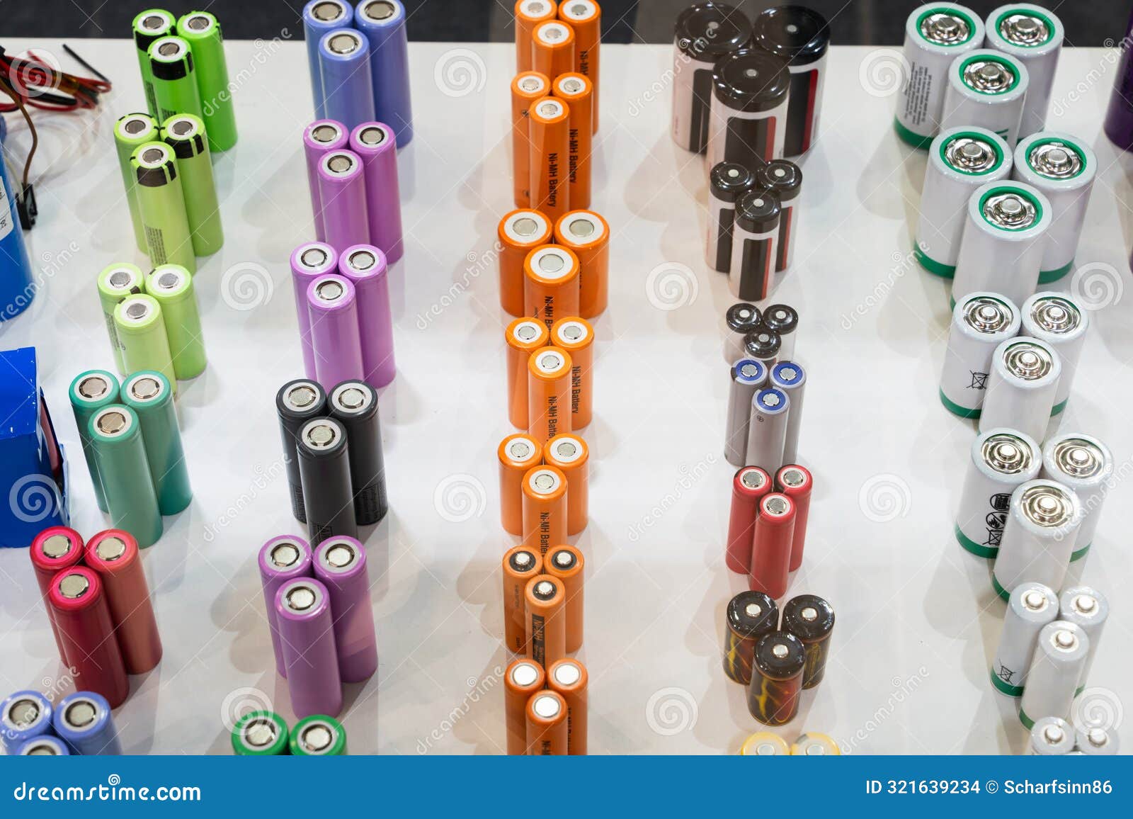 Two Lithium Ion Rechargeable Batteries Cells Type 18650 Flat Pole ...