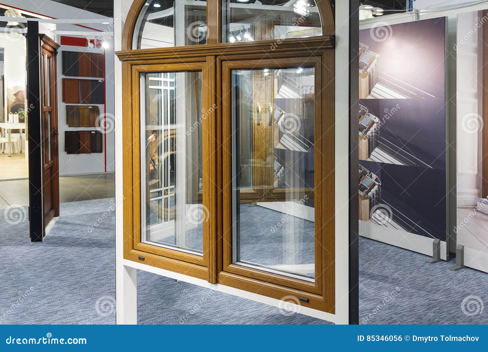 Various Models of Windows in the Exhibition Hall of the Store Editorial ...
