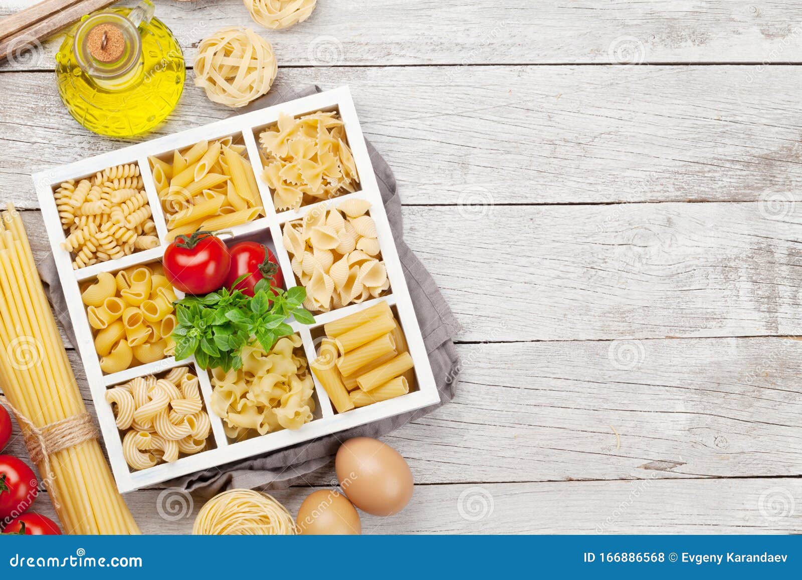 Various Pasta in Wooden Box Stock Photo - Image of flat, food: 166886568