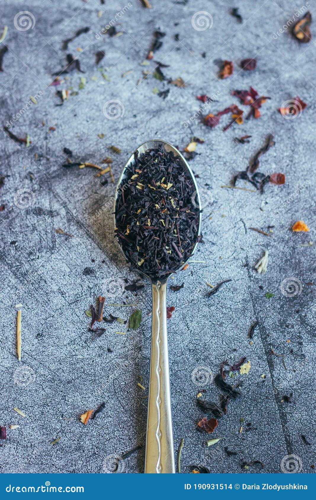 Various Types of Herbal Tea in Spoons. Spoons with Dry Tea Leaves Stock ...