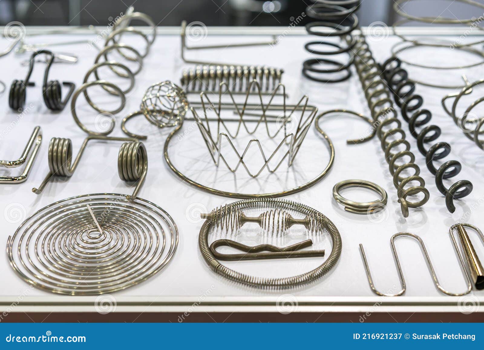 Various Types of Sample Parts Metal Wire Bending Workpiece Such As ...