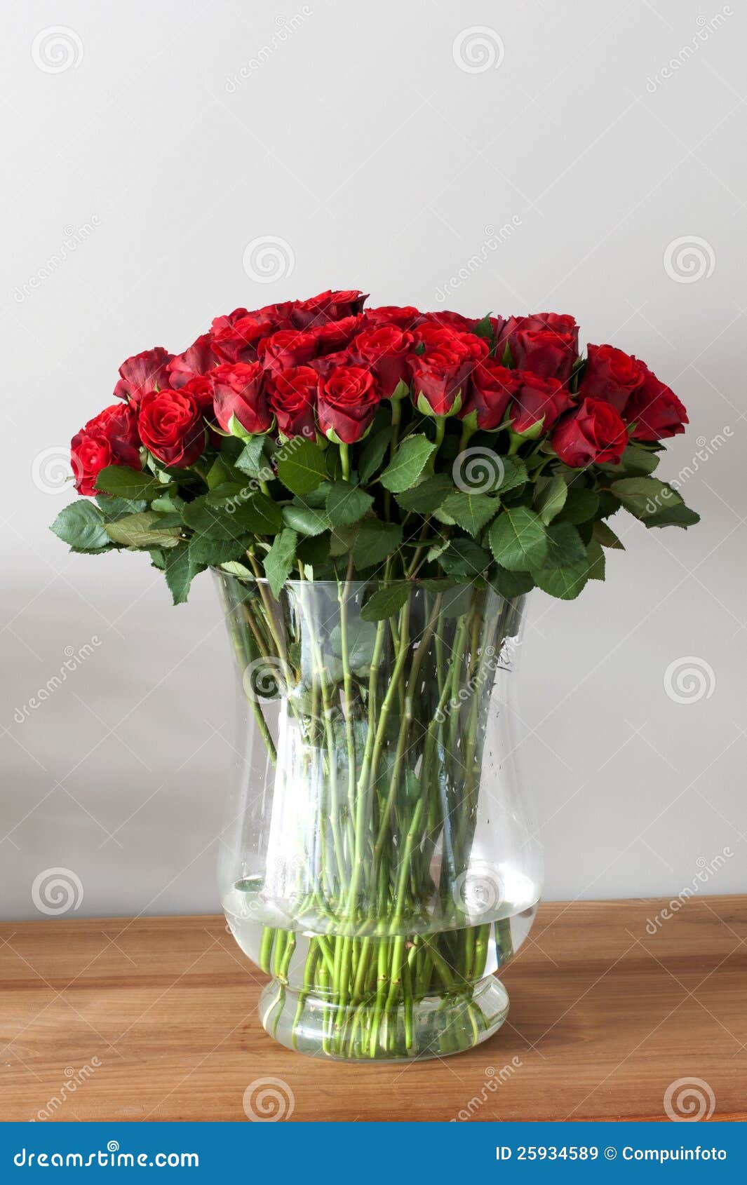 Vase with red roses stock image. Image of bloom, celebration - 25934589