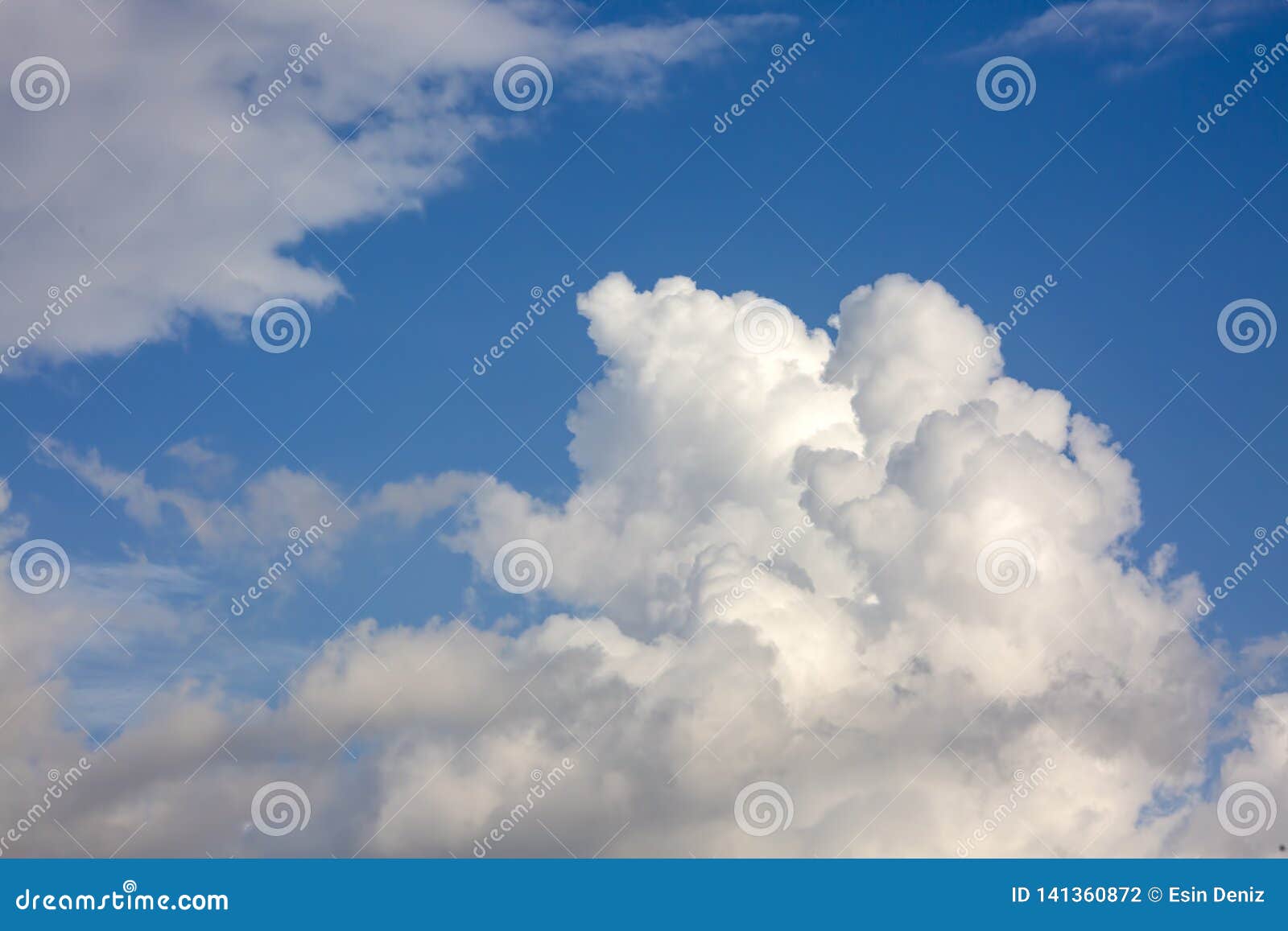 The Vast Blue Sky and Clouds Sky Stock Photo - Image of color, clouds ...