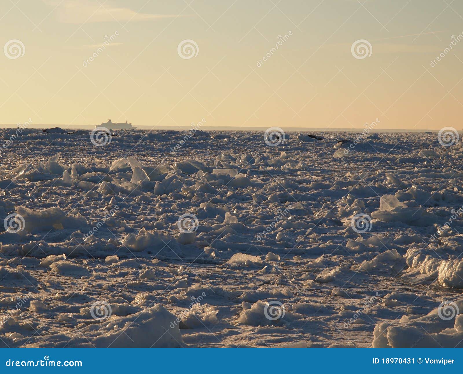 Vast fields of sea ice stock image. Image of baltic, mist - 18970431