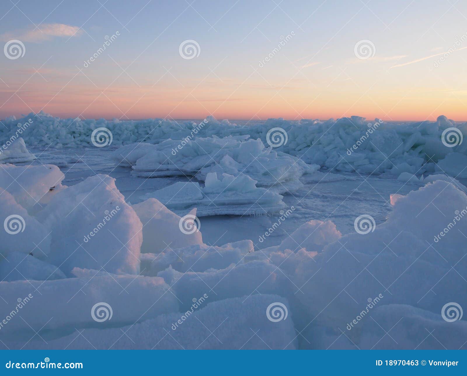Vast fields of sea ice stock image. Image of frozen, outdoors - 18970463