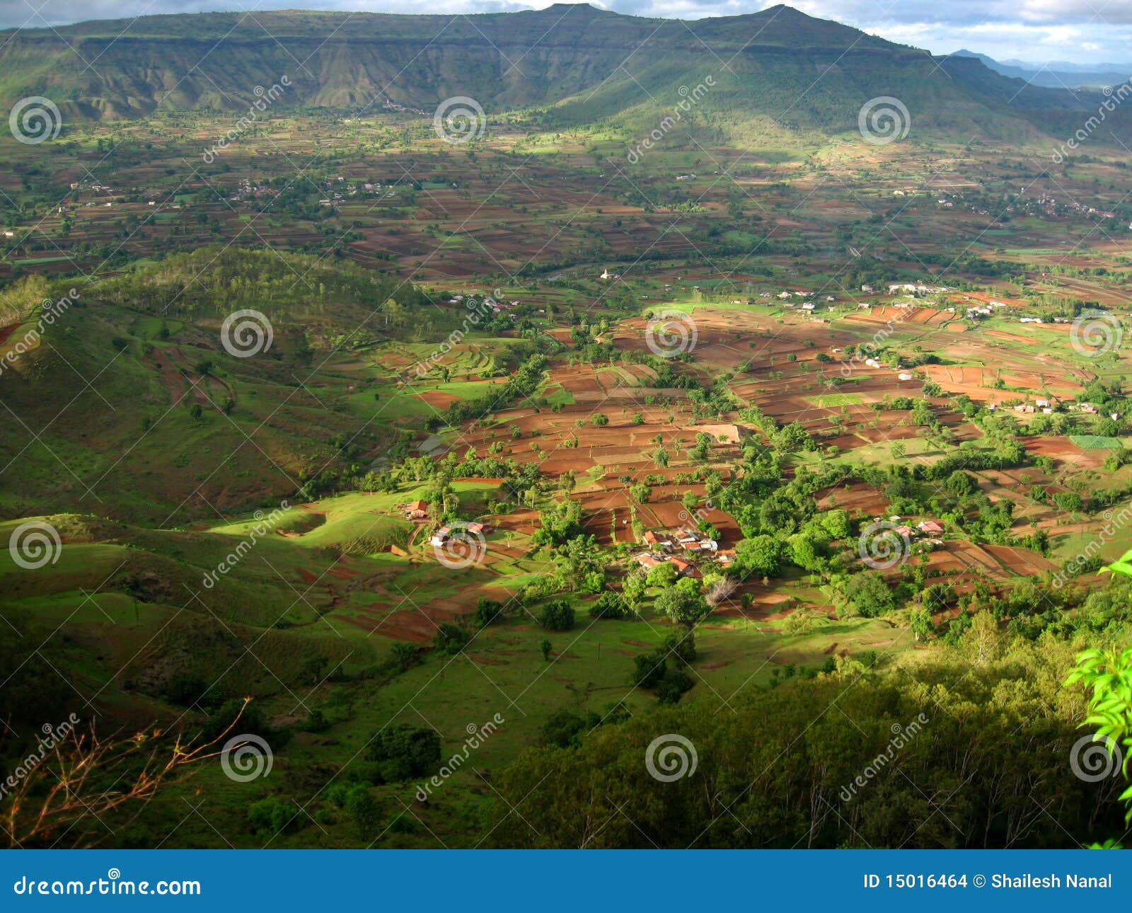 Vast landscape spread stock photo. Image of land, clouds - 15016464