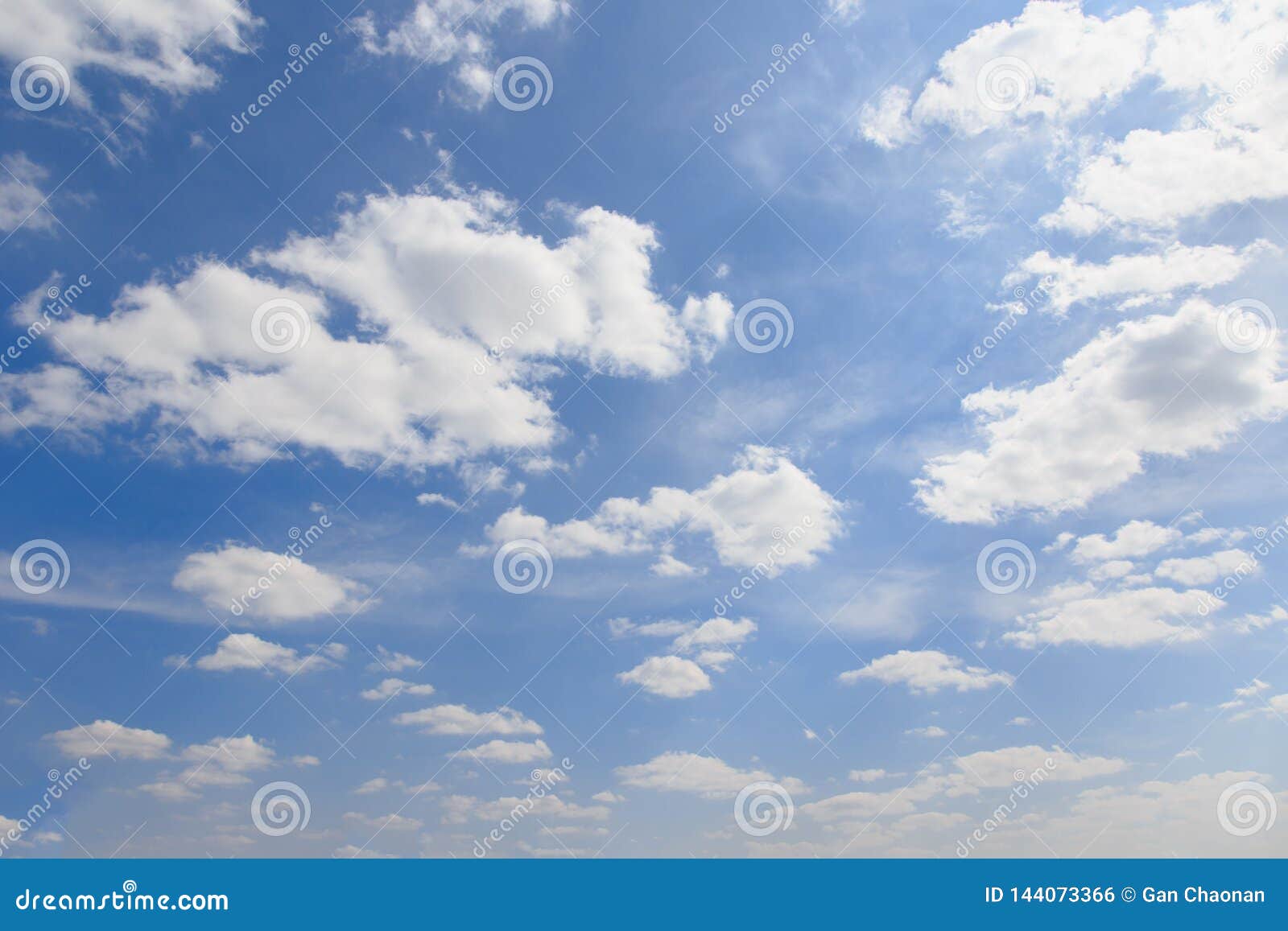 The Vast Sky and the White Clouds Float in the Sky Stock Illustration ...