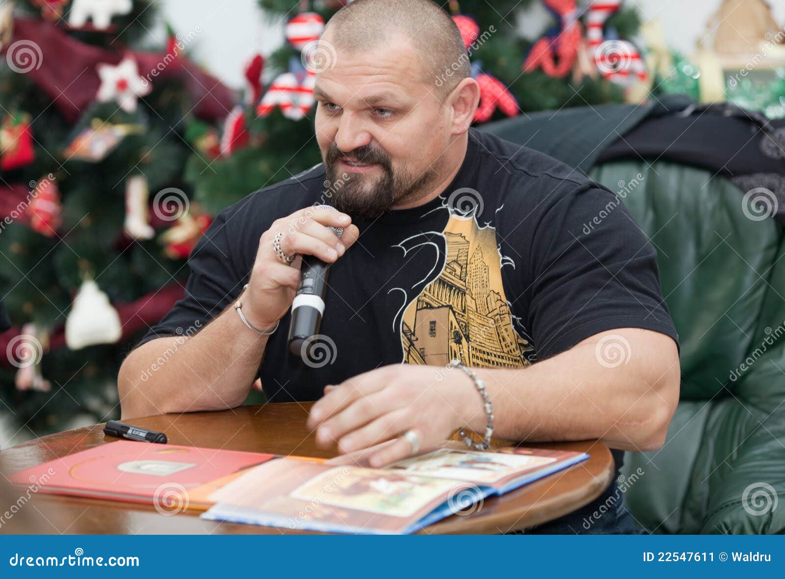 Vasyl Virastyuk. Strongest Man 2004 and 2007 Editorial Photo - Image of ...