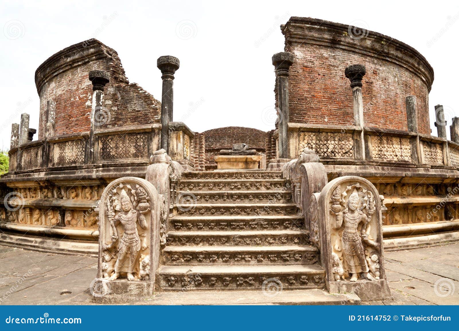 Vatadage (Circular Relic House) In Polonnaruwa In Sri Lanka Royalty ...