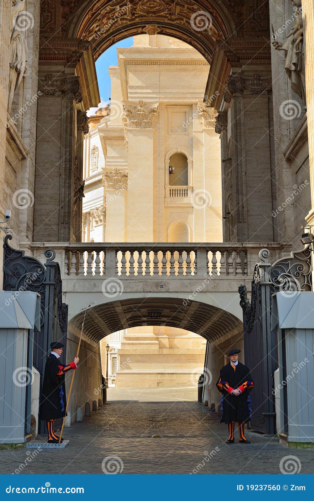 Vatican border editorial image. Image of gate, catholic - 19237560