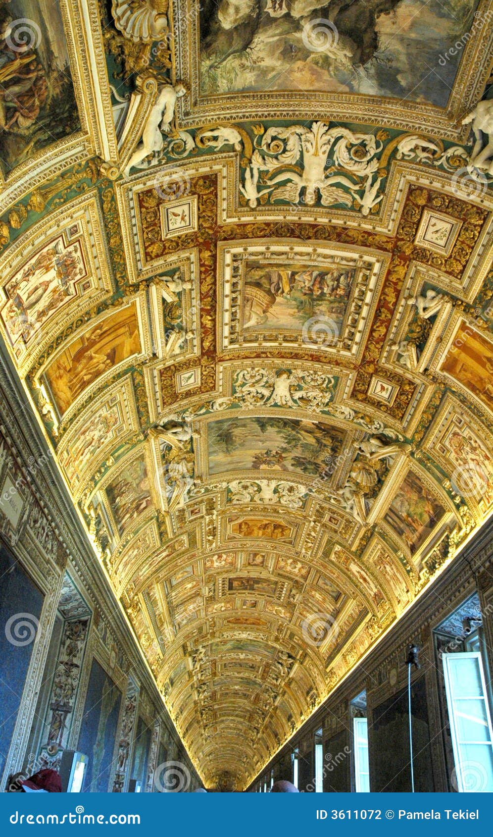 Vatican ceiling editorial photography. Image of sculpture - 3611072