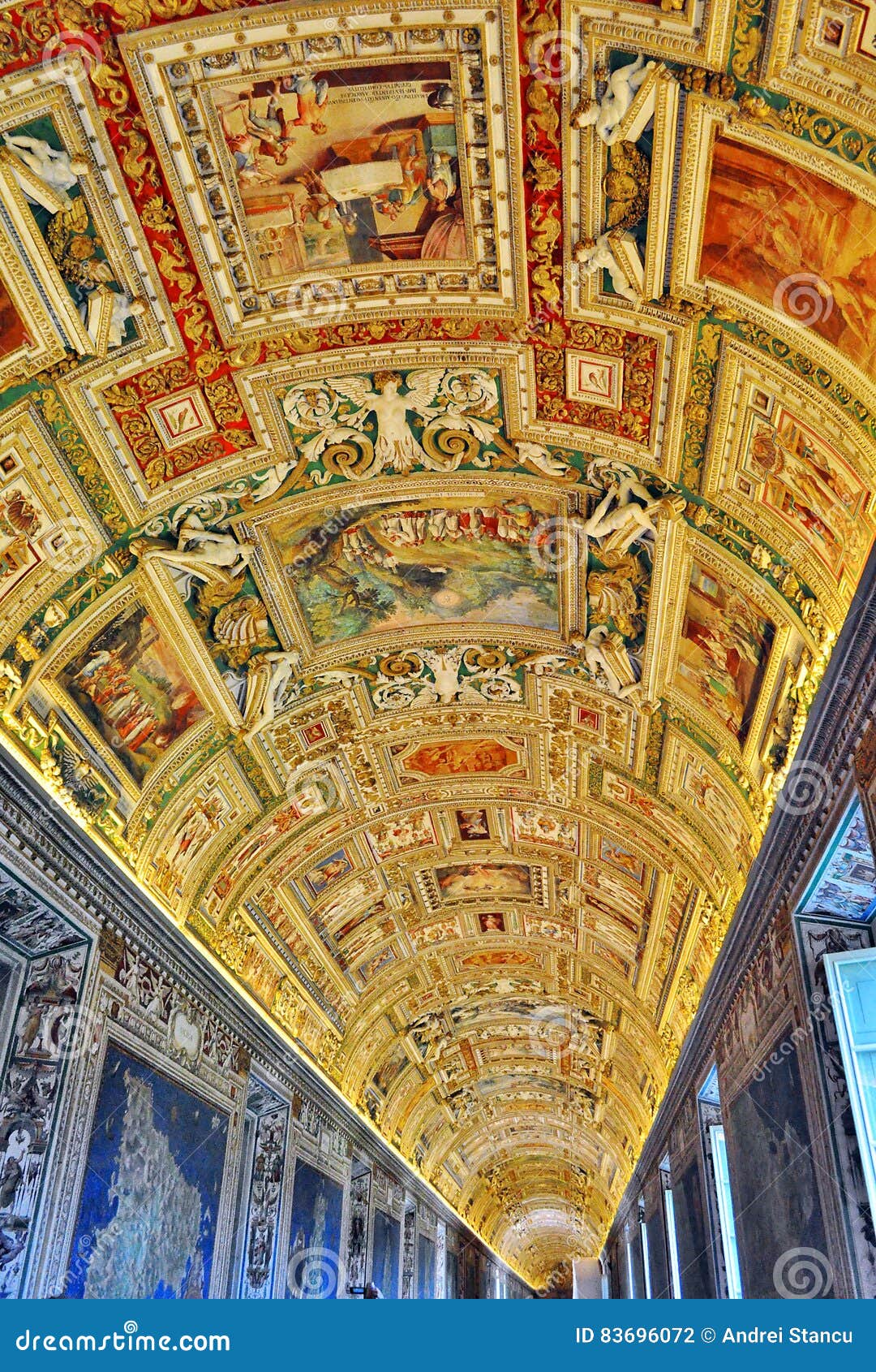Vatican Ceiling editorial photography. Image of cathedral - 83696072
