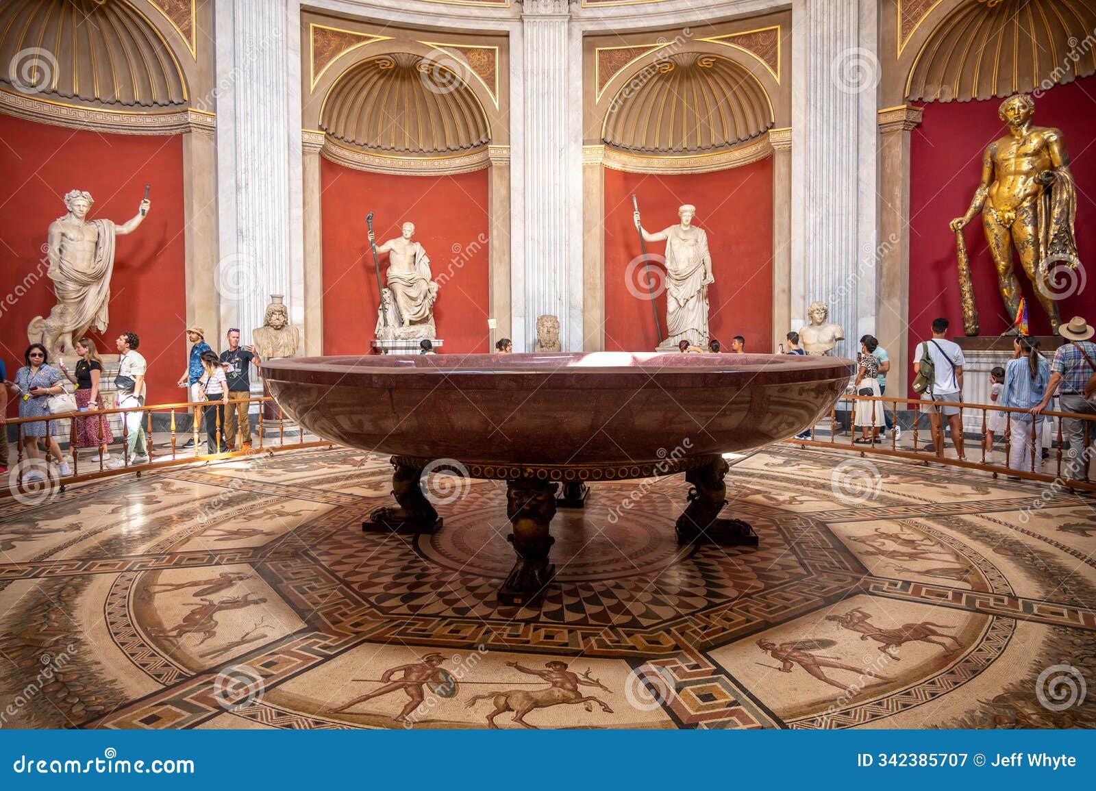 The Round Hall Is One Of The Most Stunning Rooms Inside The Vatican ...