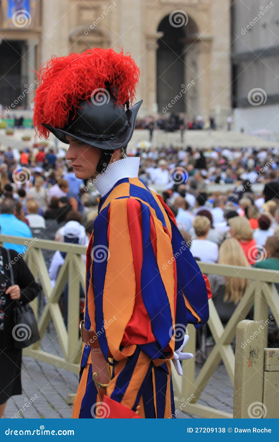 Vatican guard editorial stock photo. Image of sword, plume - 27209138