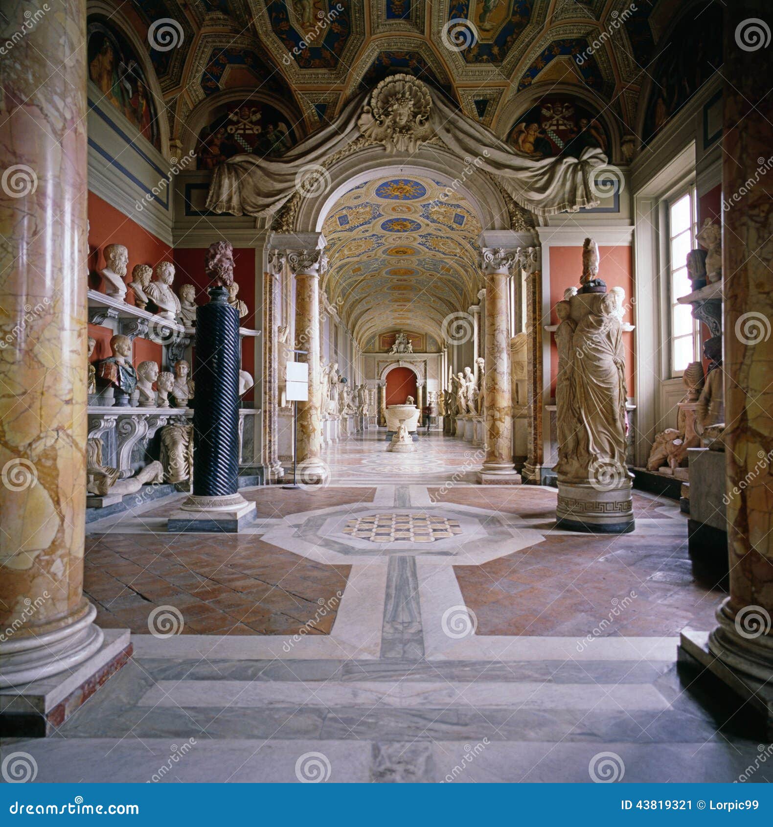 Vatikan-Museum, Rom redaktionelles foto. Bild von museum - 43819321