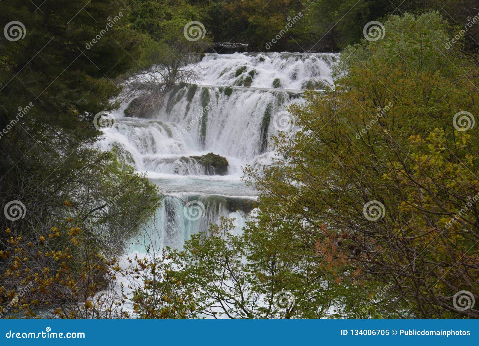 Vattenfall Vatten, Natur, Kropp Av Vatten Bild. Bild: 134006705