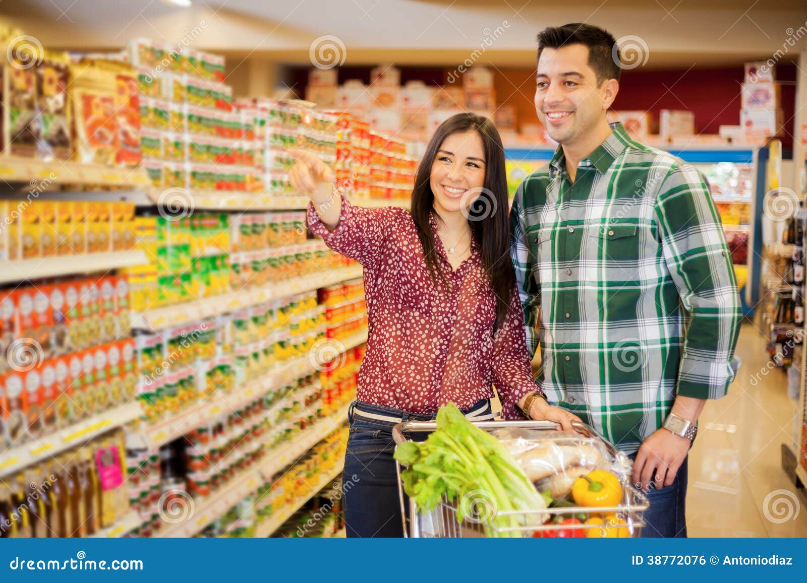 Vayamos allá foto de archivo. Imagen de hispanico, apuntar - 38772076