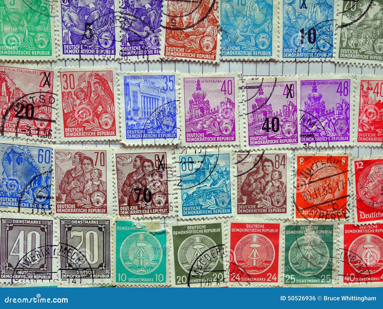 Vecchi Francobolli Tedeschi Della Germania Est Fotografia Editoriale ...