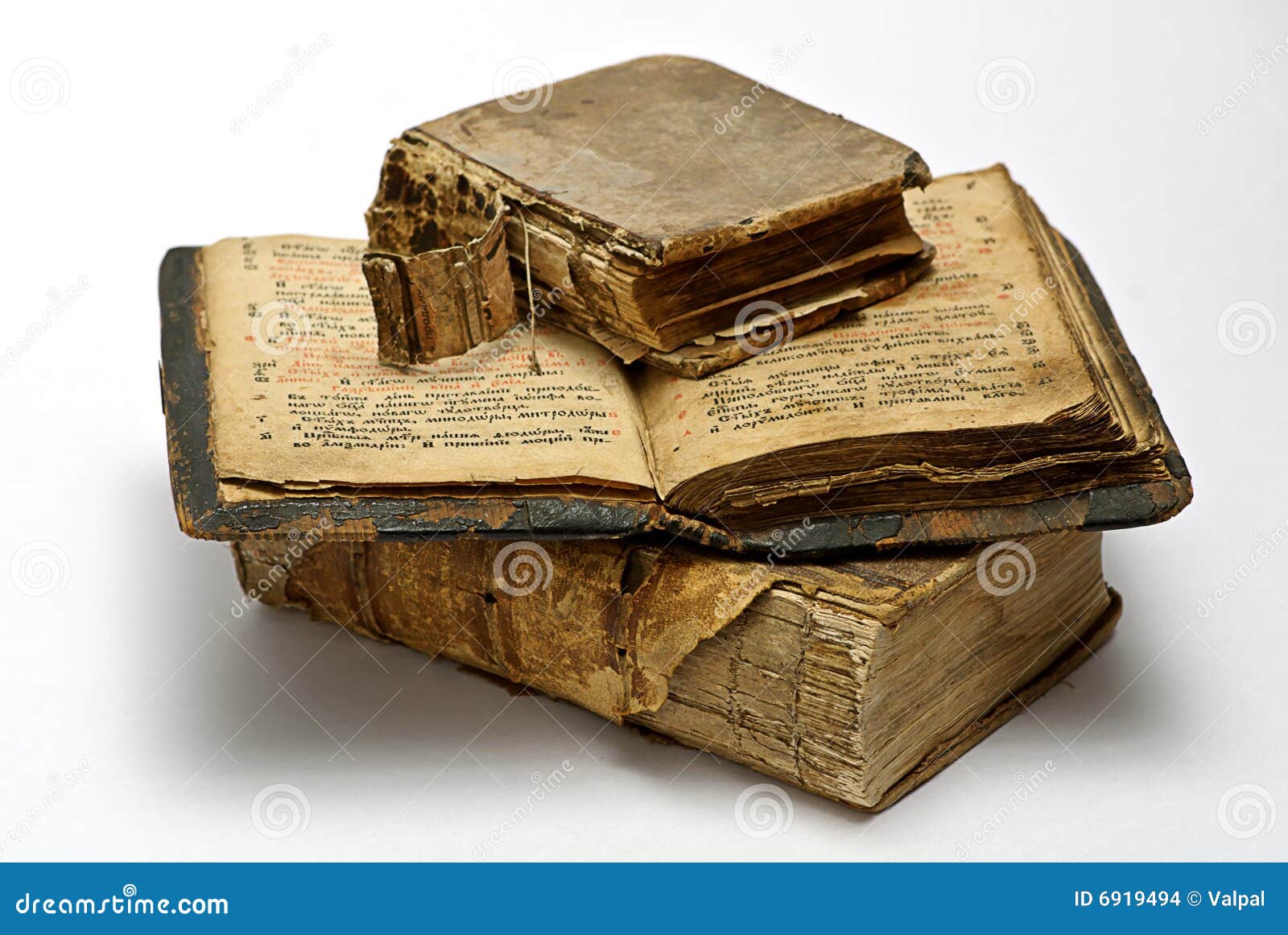 Vecchi libri religiosi fotografia stock. Immagine di reliquia - 6919494