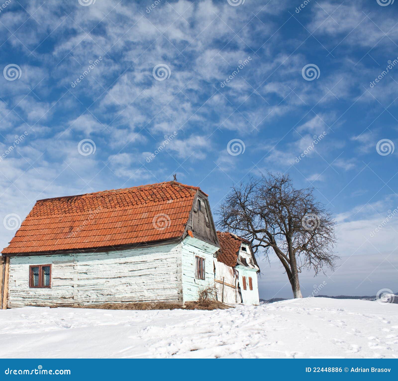 Vecchie Case Abbandonate in Inverno Fotografia Stock - Immagine di ...