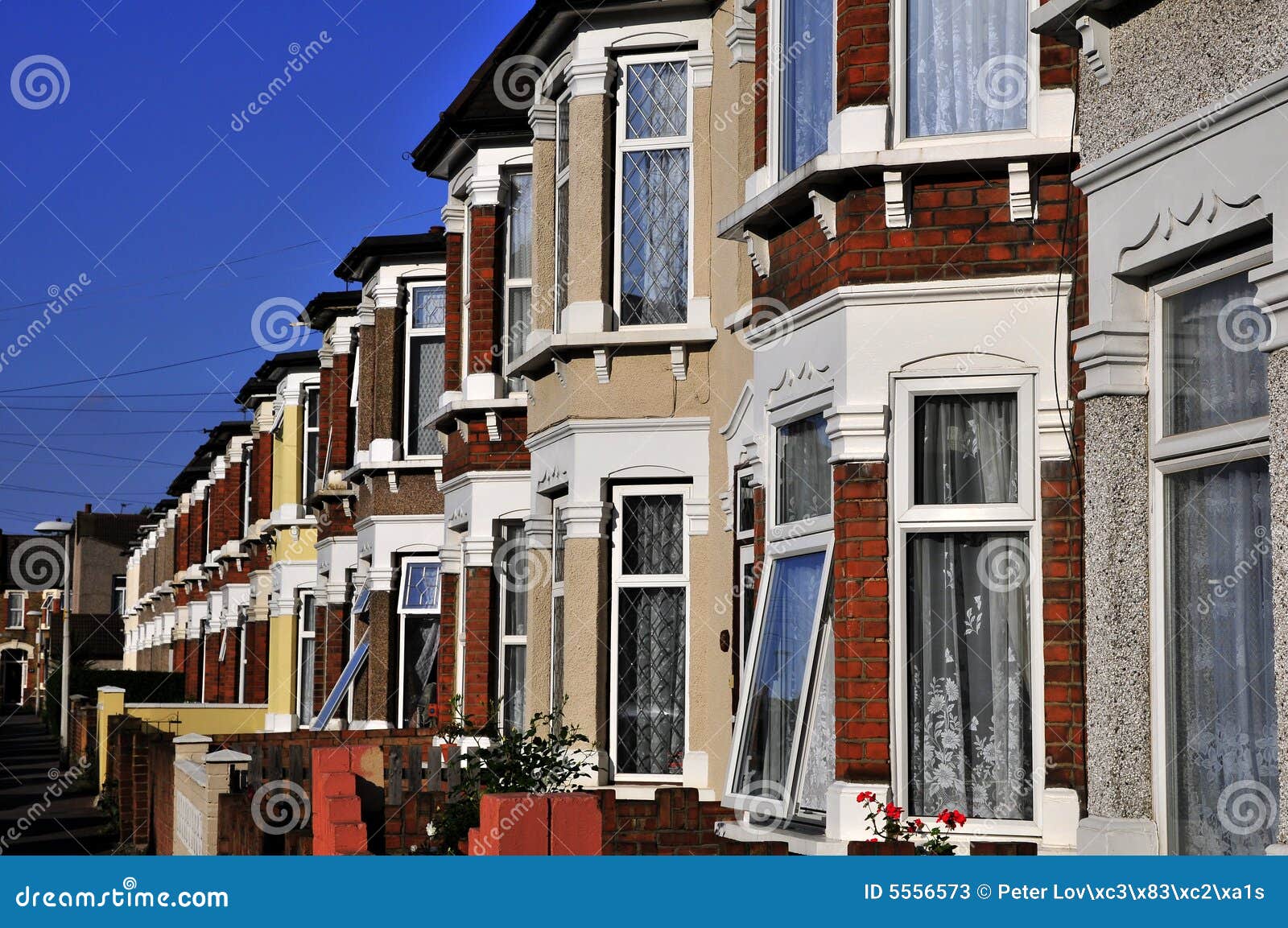 Vecchie case inglesi immagine stock. Immagine di vecchio - 5556573