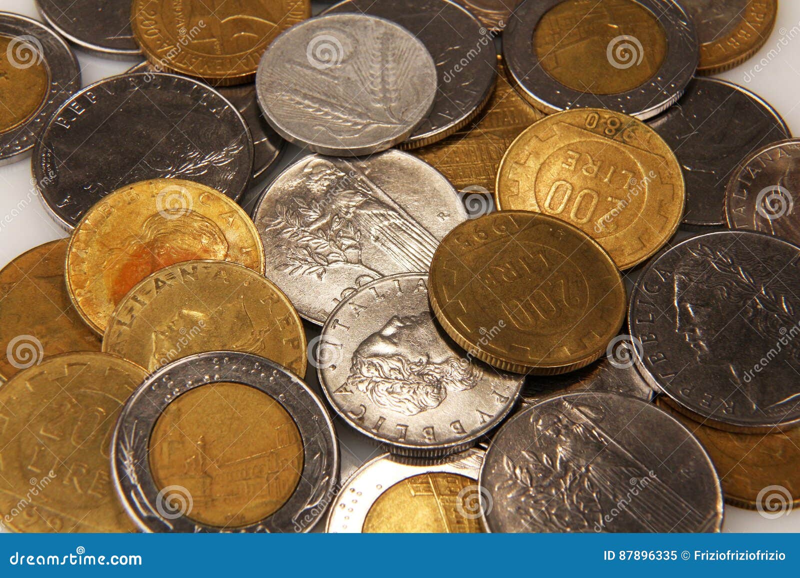 Vecchie Lire Italiane Di Monete, Annata Immagine Stock - Immagine di ...