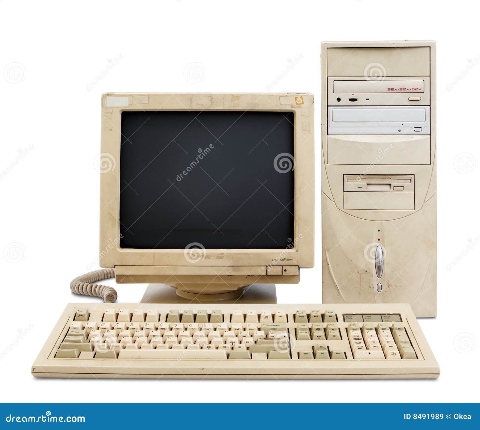 Vecchio insieme del PC immagine stock. Immagine di isolato - 8491989