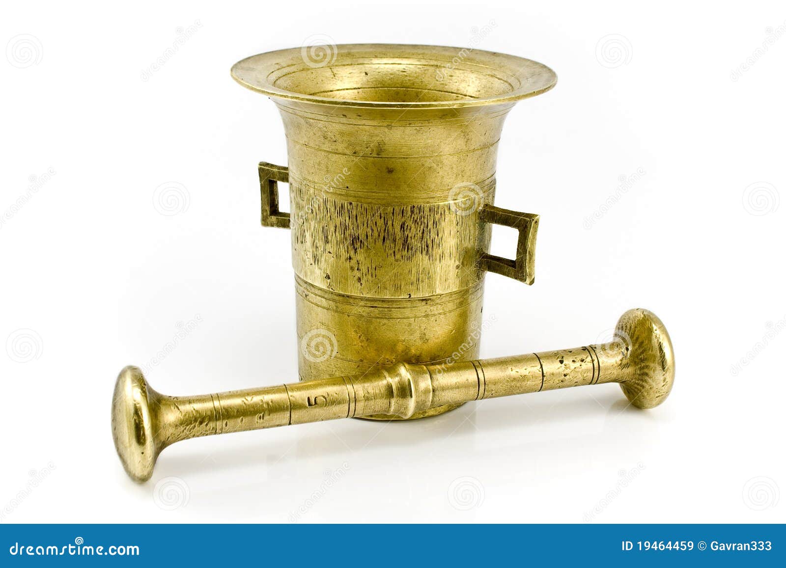 Vecchio Mortaio Bronze Con Il Pestello Immagine Stock - Immagine di ...