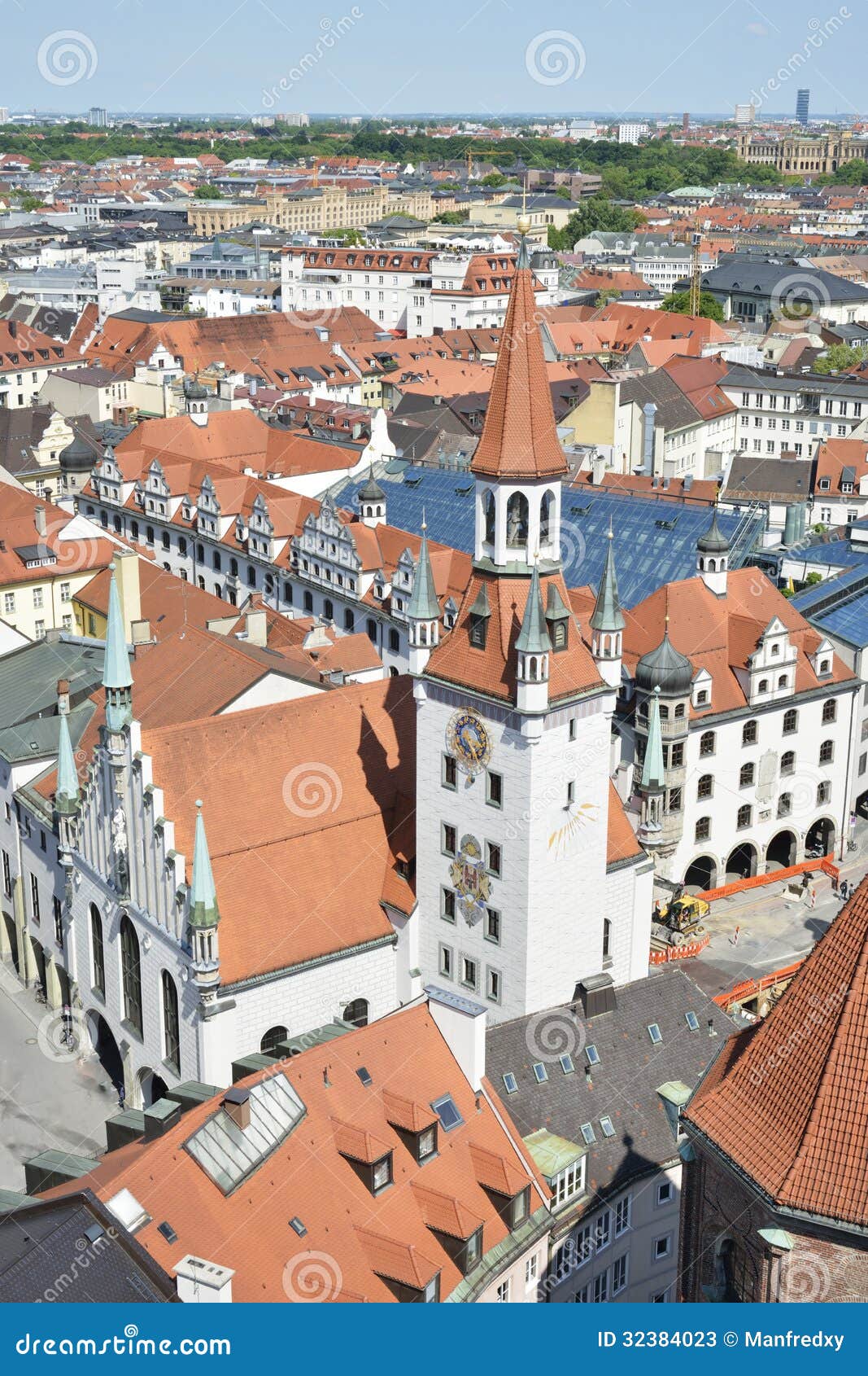 Vecchio Municipio Di Monaco Di Baviera Immagine Stock - Immagine di ...