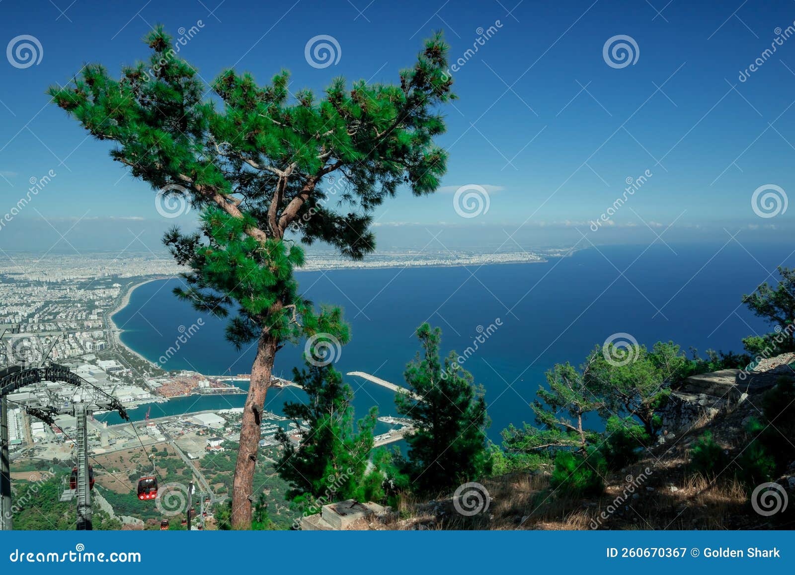Vedere Teleferik Tesisleri Sulla Funivia Di Antalya in Turchia Immagine ... Vedere Teleferik Tesisleri Sulla Funivia Di Antalya in Turchia Immagine ...