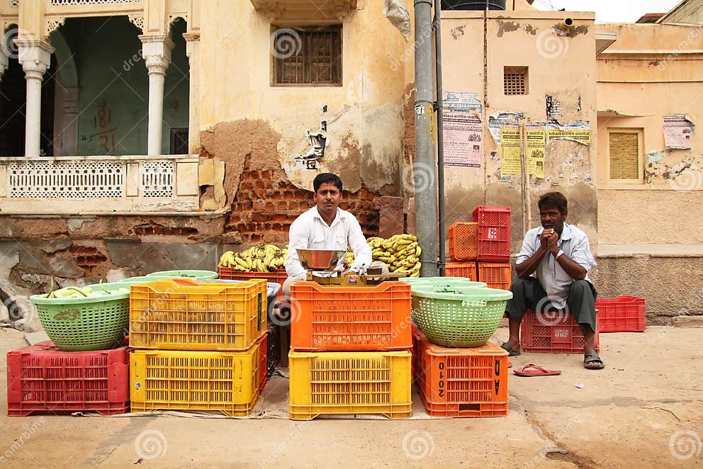 Vegetable Salesman in India Editorial Image - Image of tree, shade ...