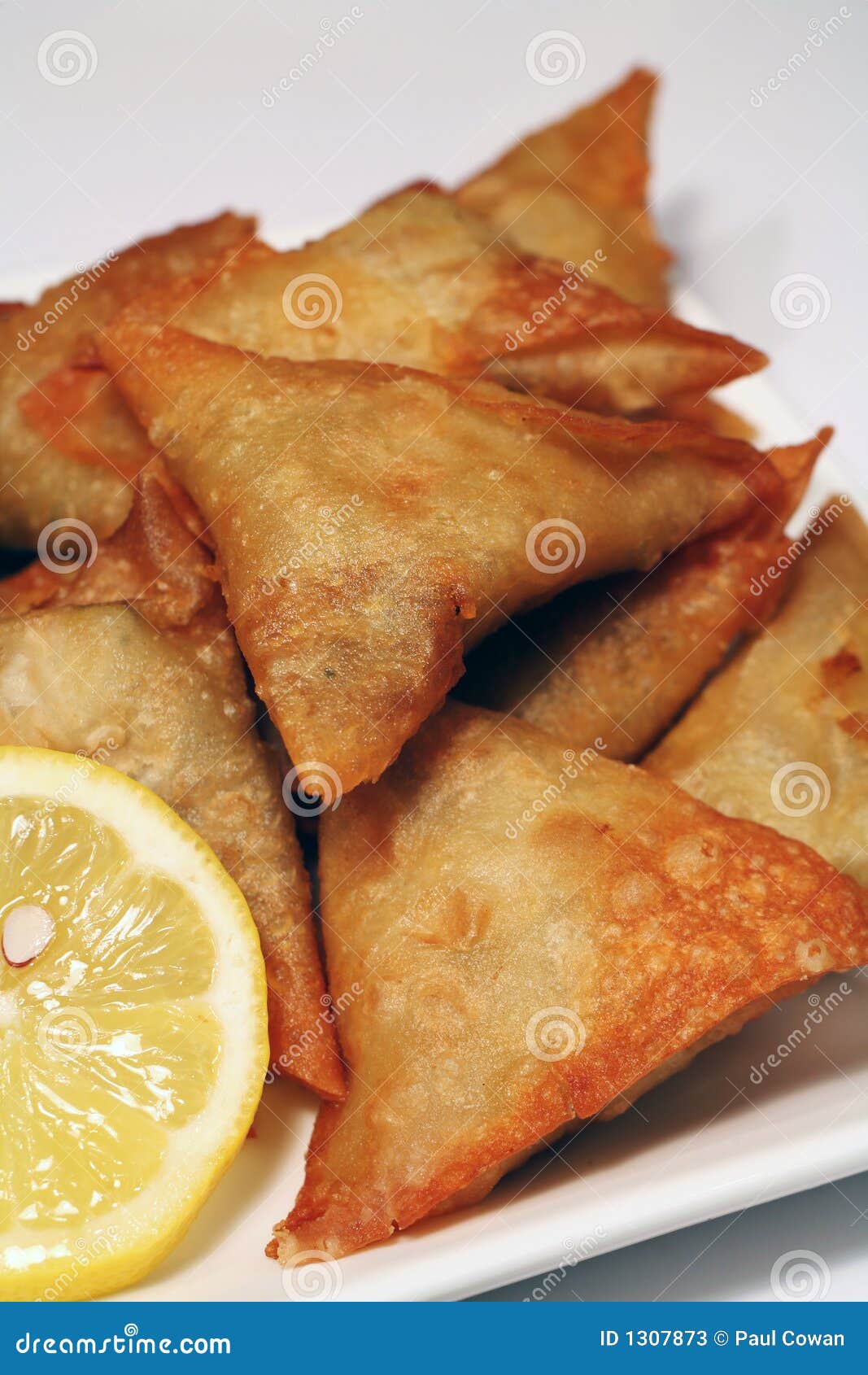 Vegetable samosas stock image. Image of dish, arabia, delicacy - 1307873