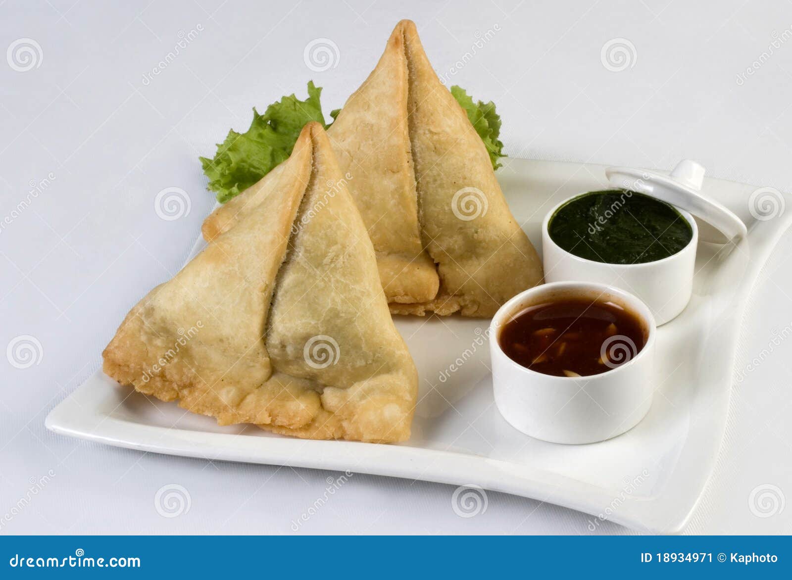 Vegetable samosas stock image. Image of treat, fried - 18934971
