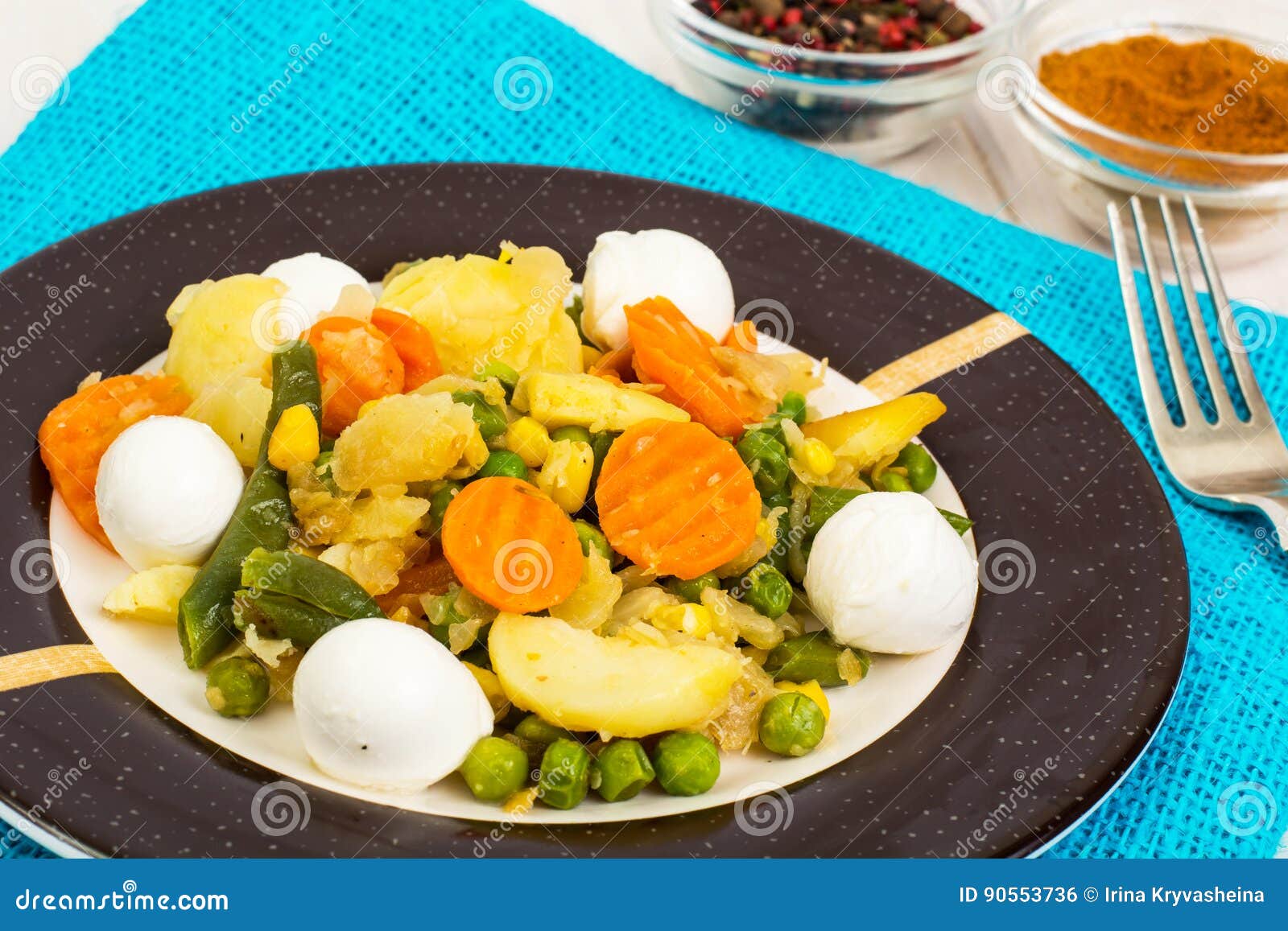 Vegetable Saute with Mozzarella Stock Photo - Image of health, mushroom ...