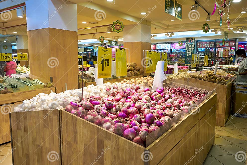 Vegetable Section at the Grocery Store. Vegetable Counters Editorial ...