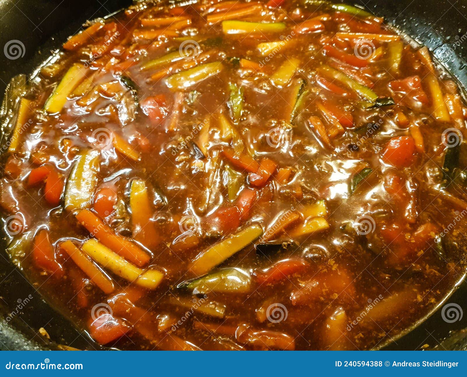 Vegetable stir pan stock photo. Image of gourmet, kitchen - 240594388