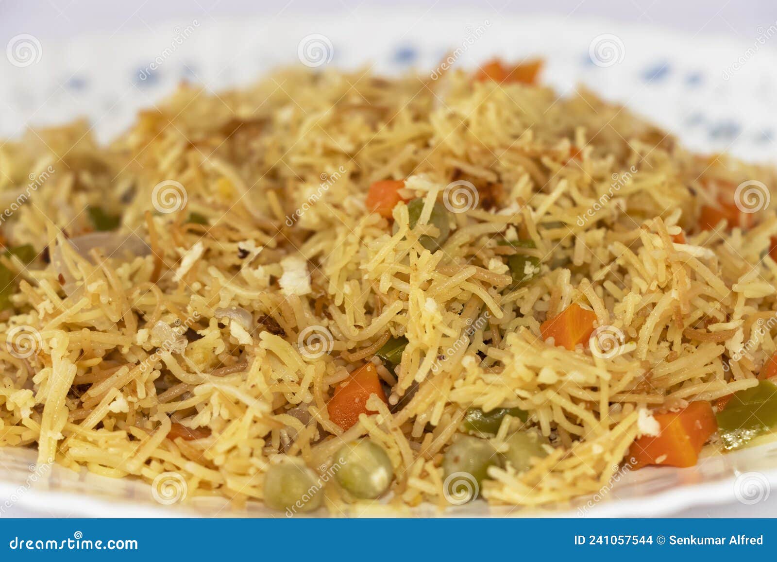 Vegetable Vermicelli Upma or Semiya Upma Stock Photo - Image of healthy ...