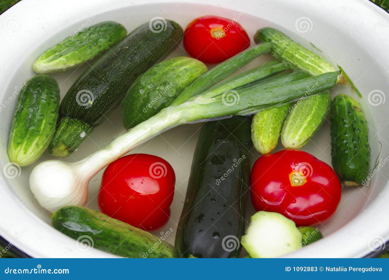 1,413 Vegetable Basin Stock Photos - Free & Royalty-Free Stock Photos ...