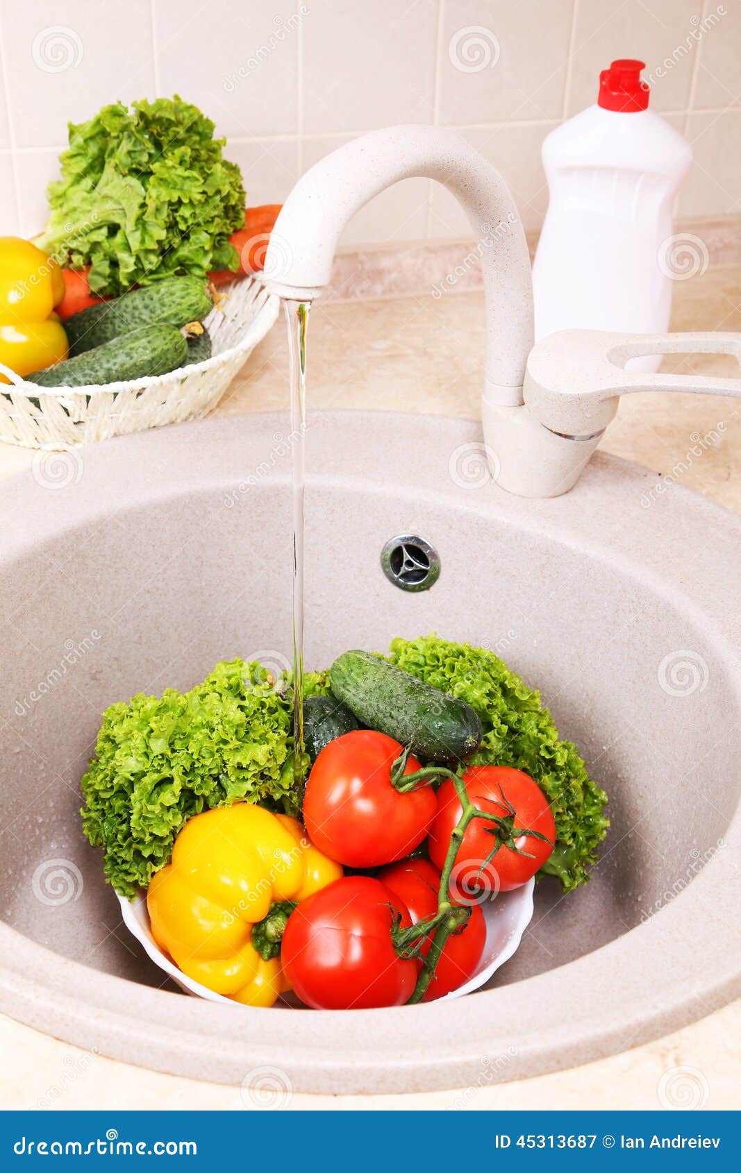 Vegetables Washing in a Kitchen Stock Image - Image of organic, kitchen ...