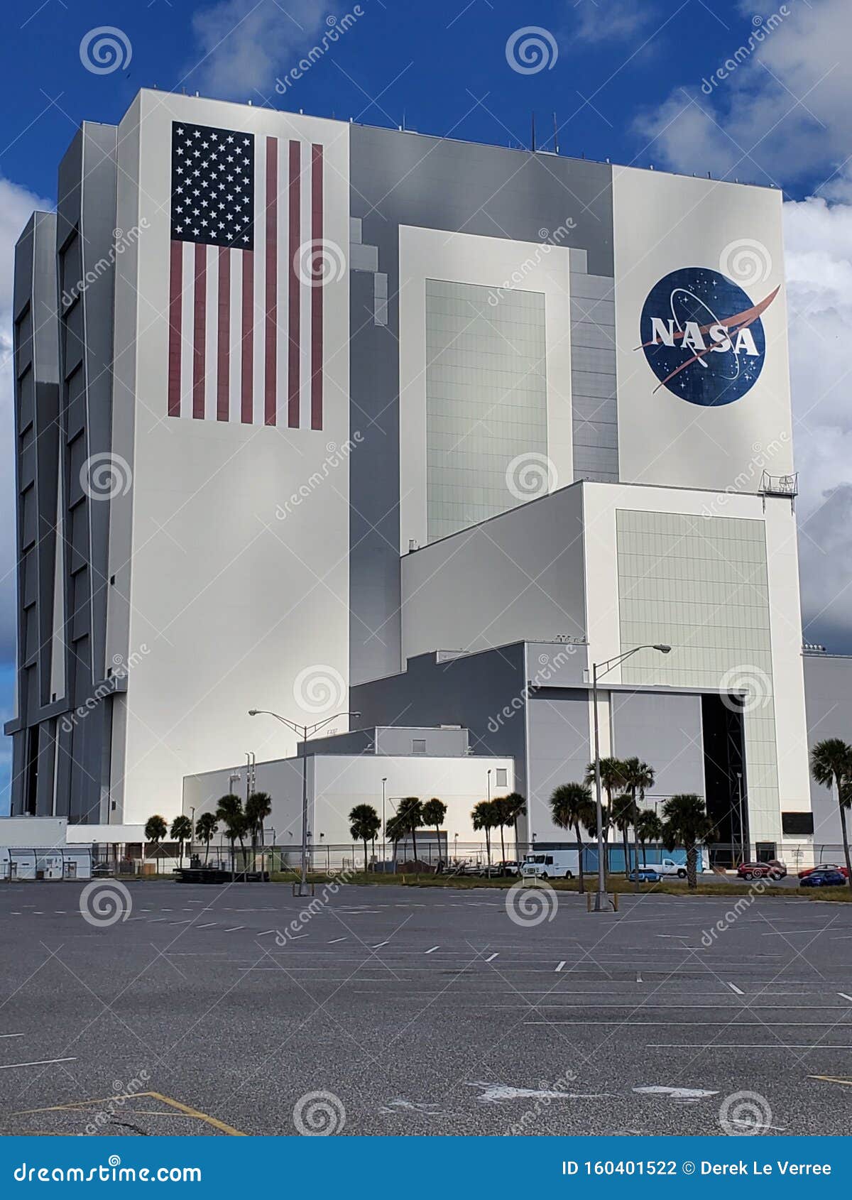 Vehicle Assembly Building editorial photography. Image of nasa - 160401522 Vehicle Assembly Building editorial photography. Image of nasa - 160401522