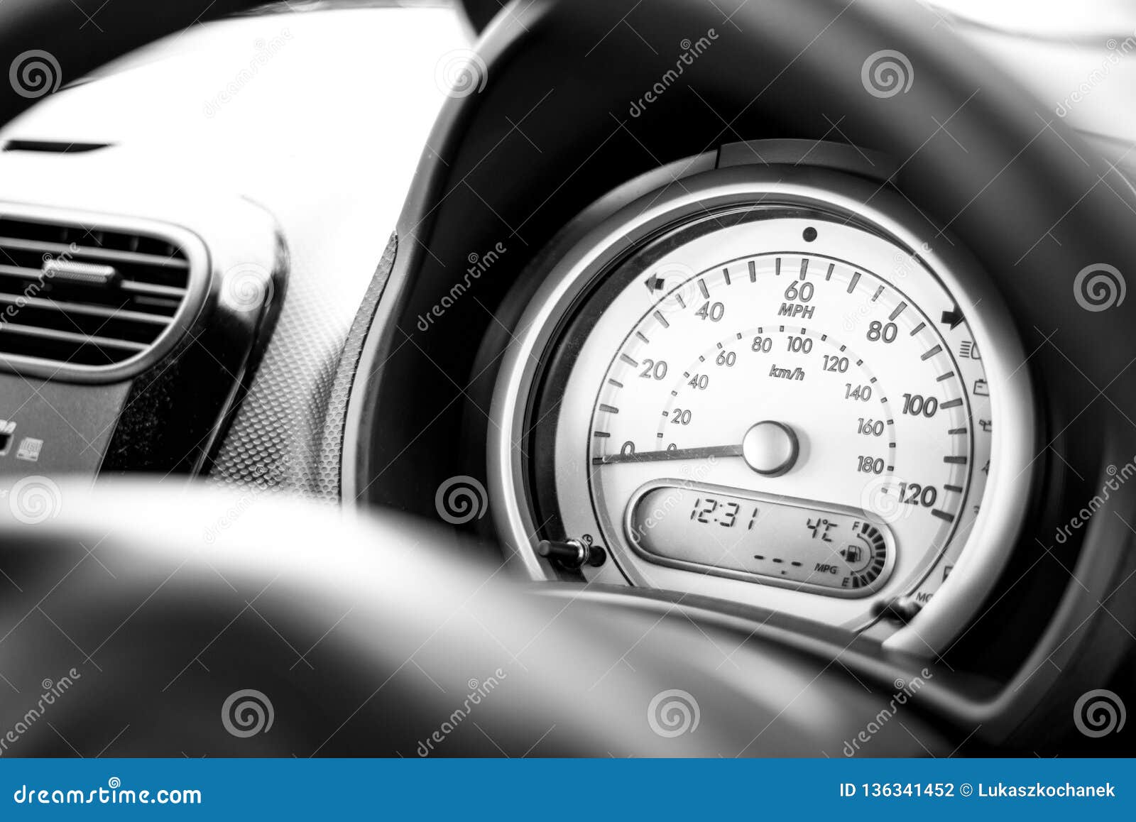 Vehicle Dashboard Gauge - Speedometer - Speed in Mph Stock Photo ...