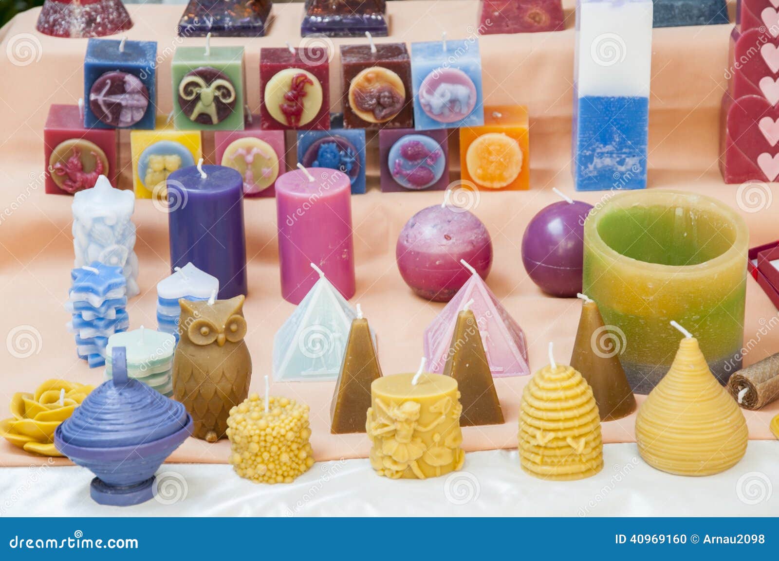 Velas de diversas formas foto de archivo. Imagen de vela - 40969160