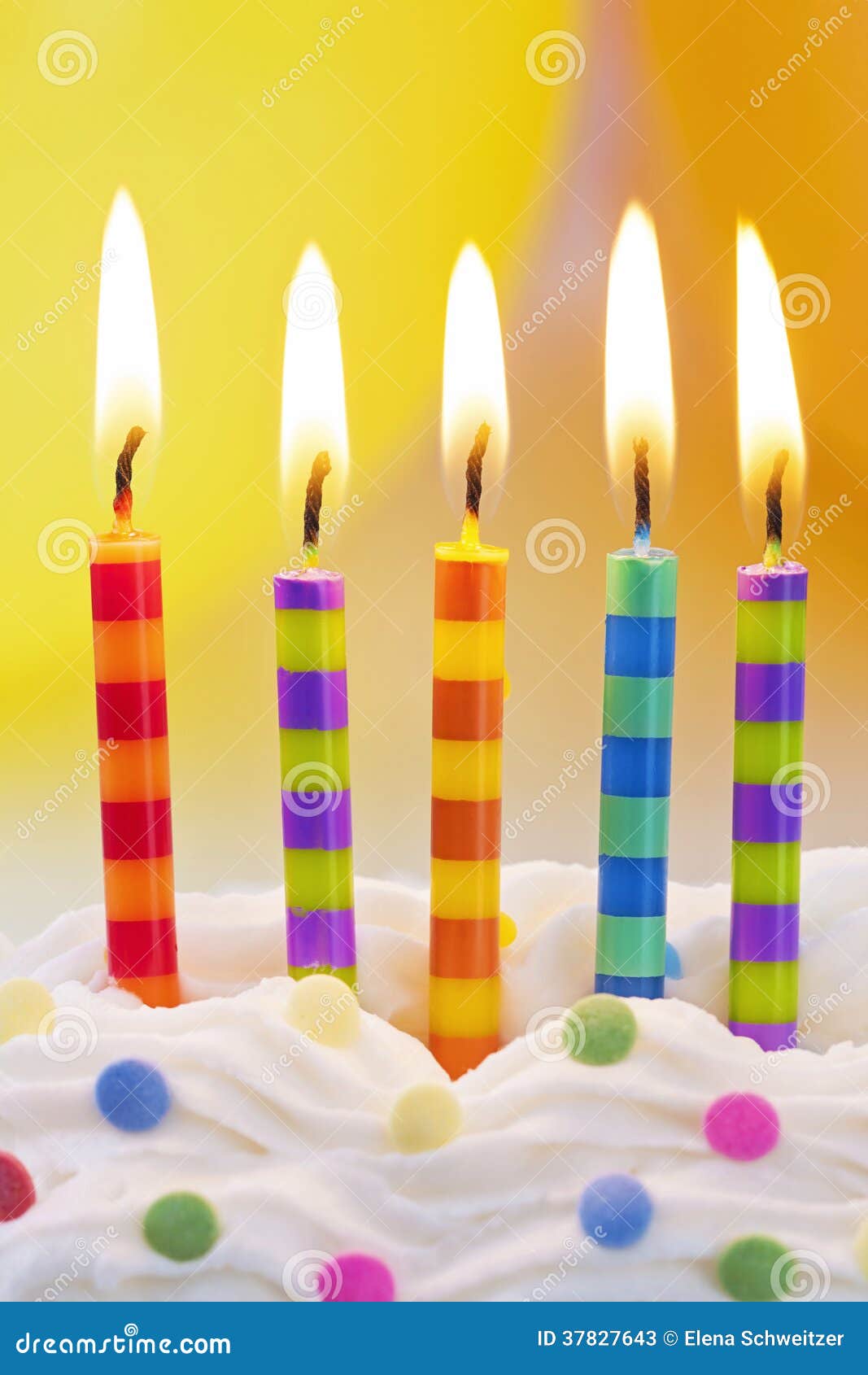 Velas Del Cumpleaños Imagen De Archivo Imagen De Llama 37827643