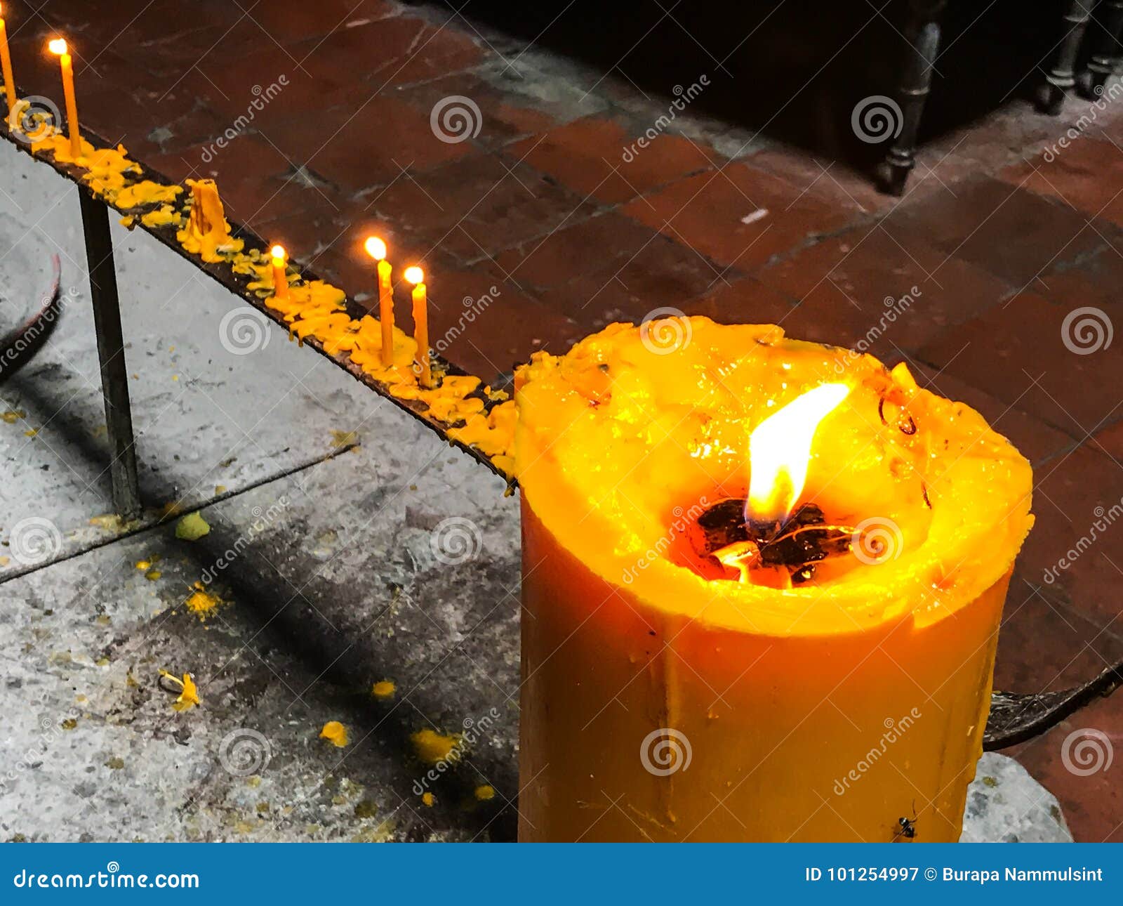 Velas Para Un Ritual Religioso Imagen de archivo - Imagen de ritual ...
