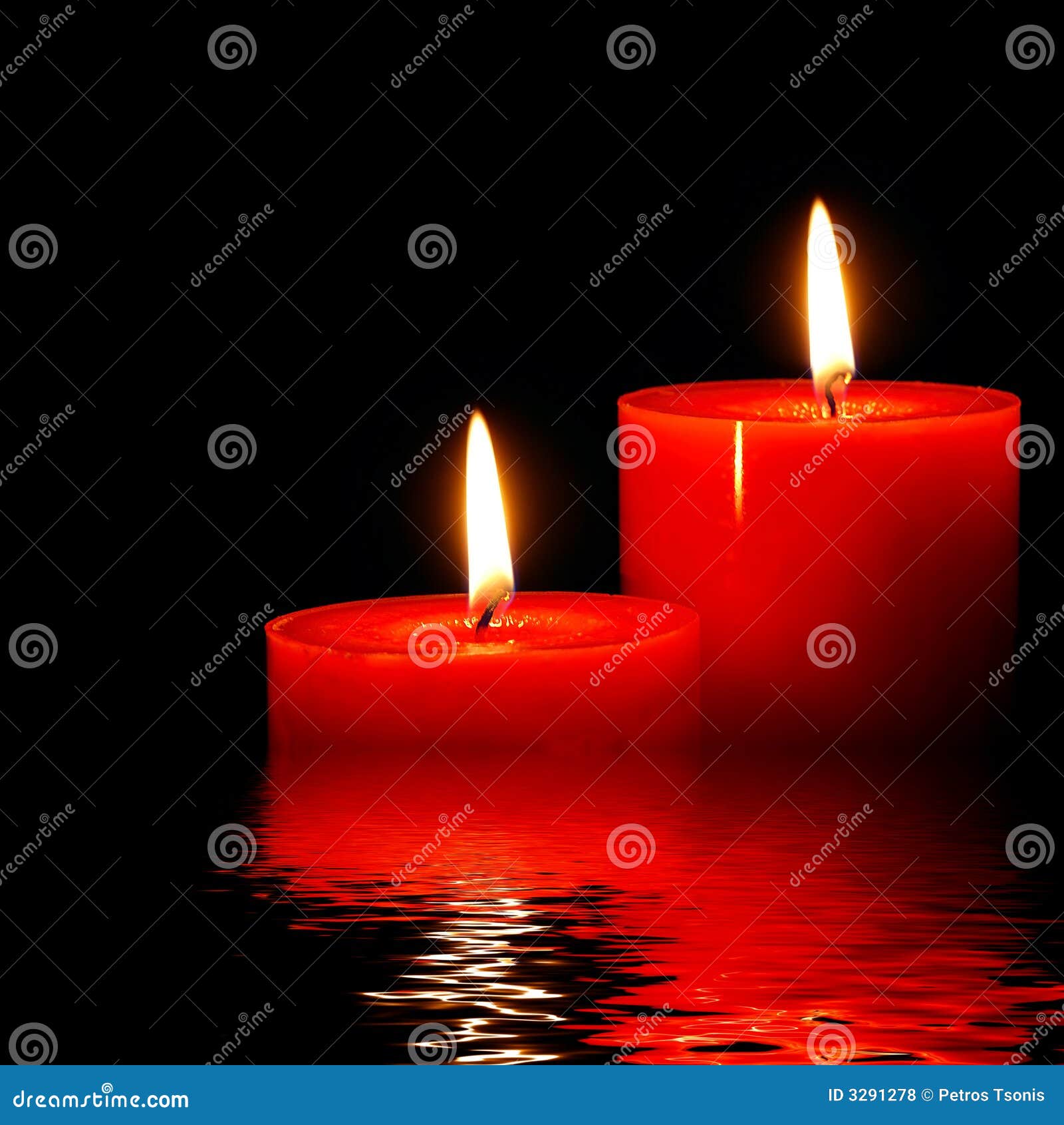 Velas perfectas foto de archivo. Imagen de rezo, casa - 3291278