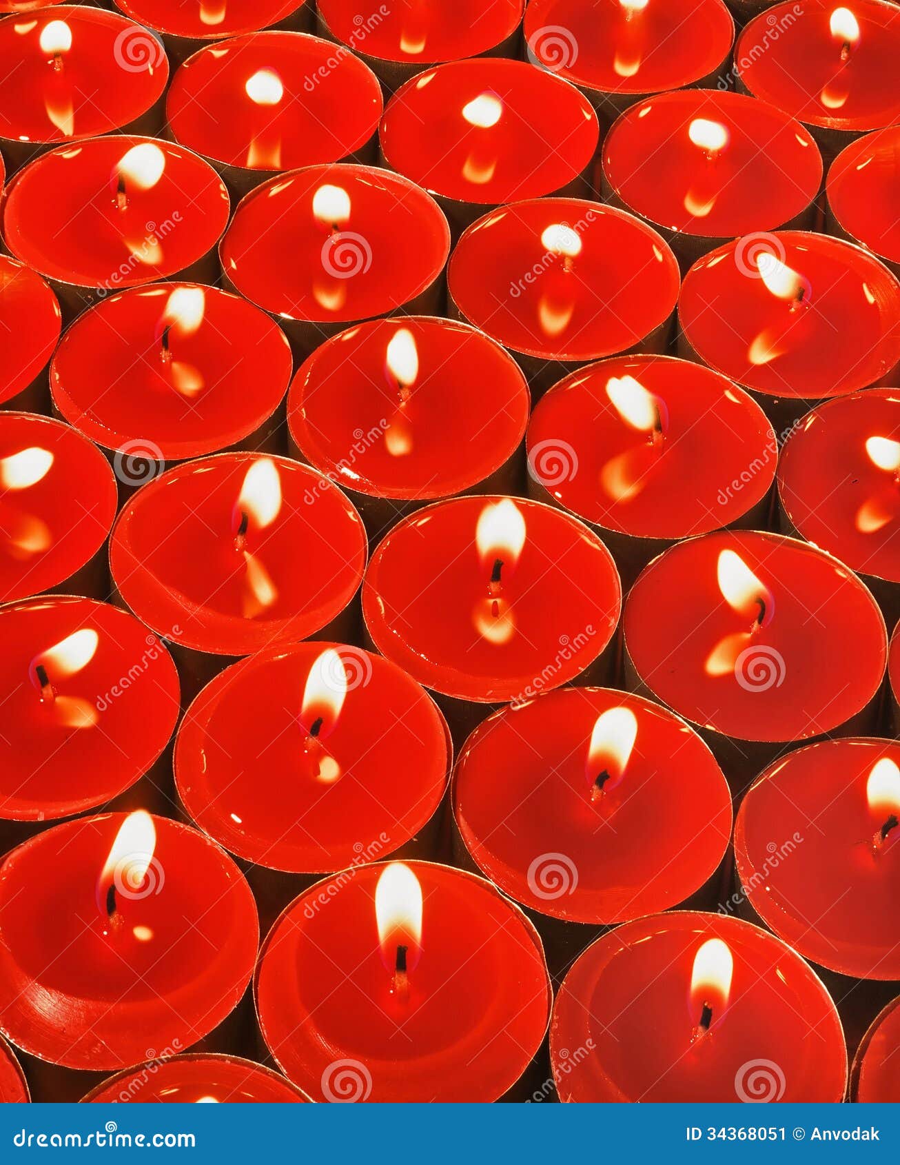 Velas rojas imagen de archivo. Imagen de conjunto, tiro - 34368051