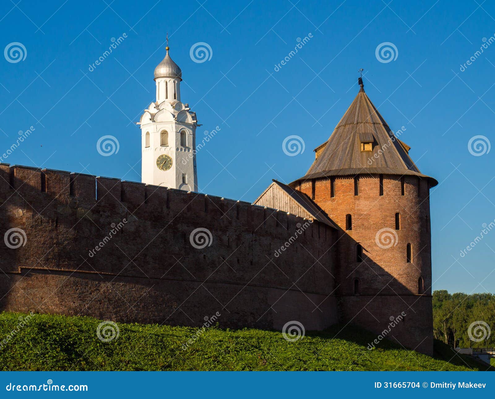 Veliky Novgorod stock photo. Image of armed, cloudscape - 31665704