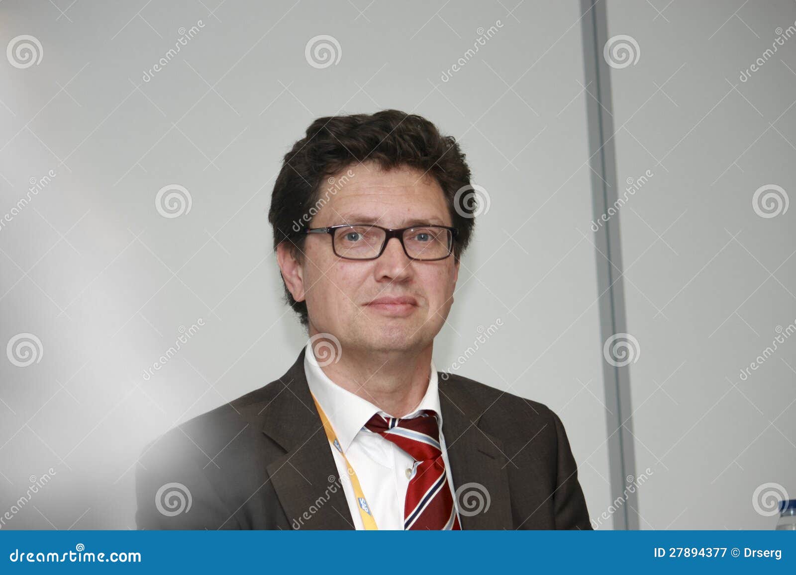 VeliQ CEO Alex Bausch editorial photography. Image of keynote - 27894377