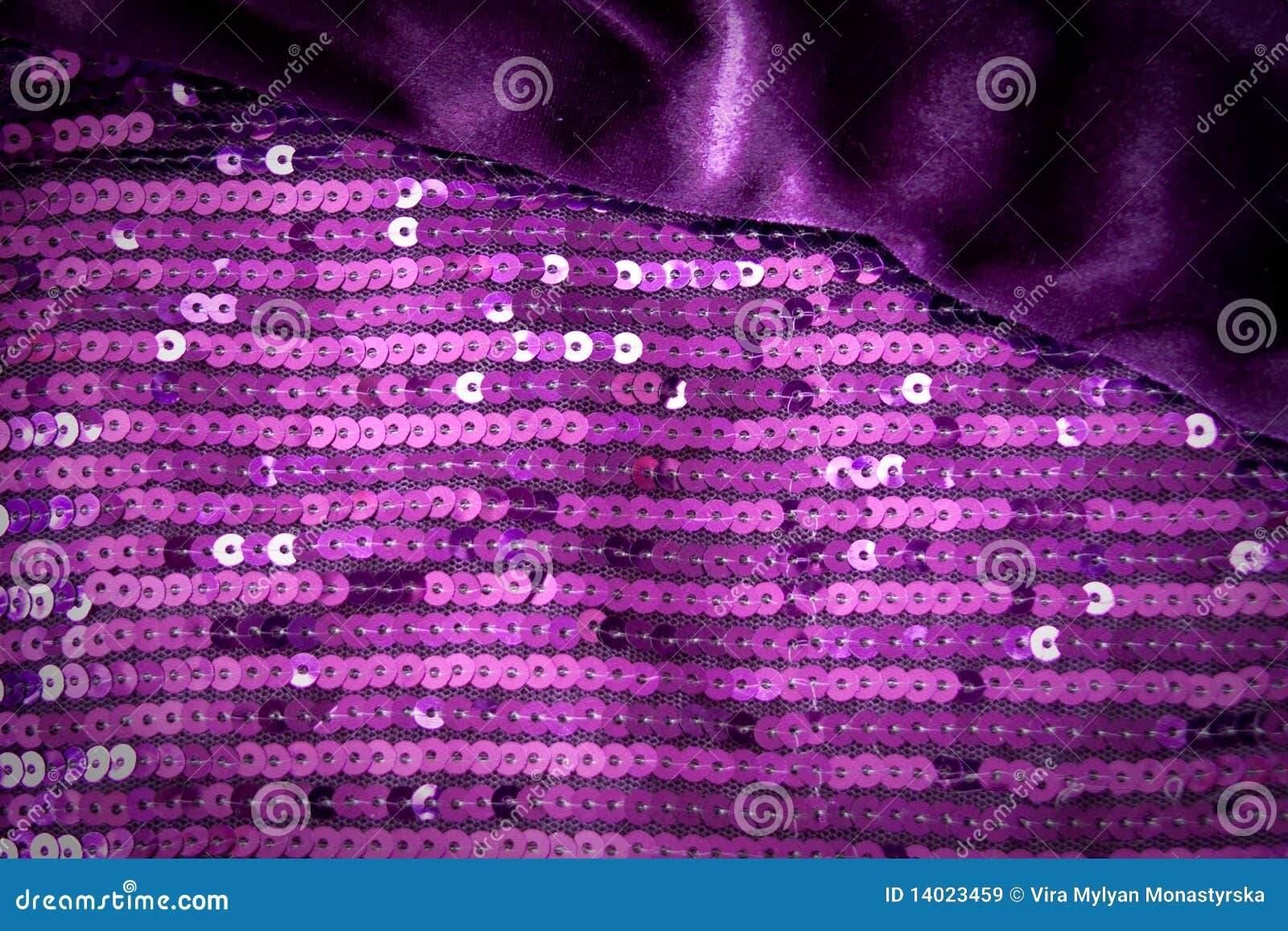 Velluto e sequin viola immagine stock. Immagine di modo - 14023459